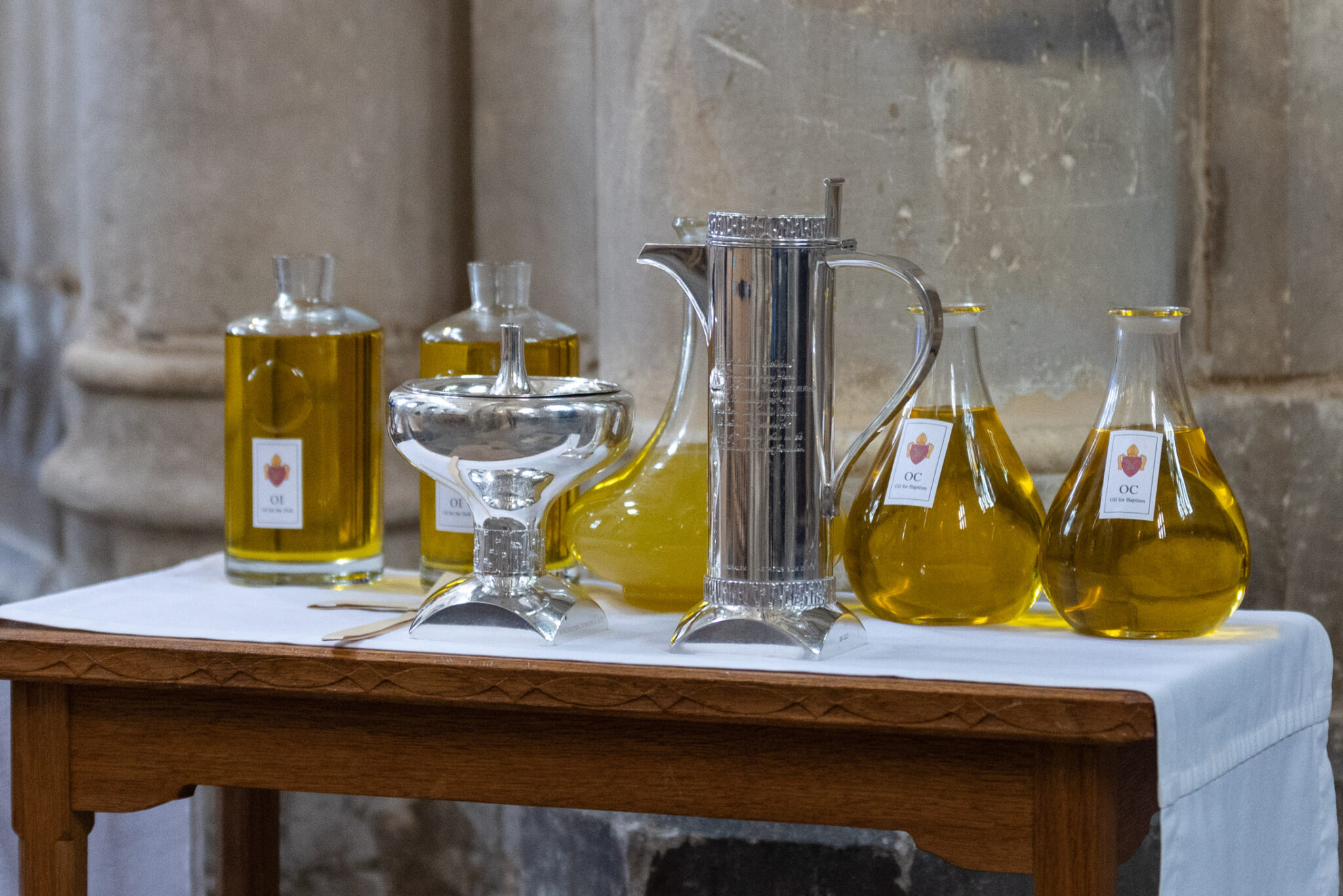 Clergy and licensed ministers gather for Chrism Eucharist - Diocese of ...