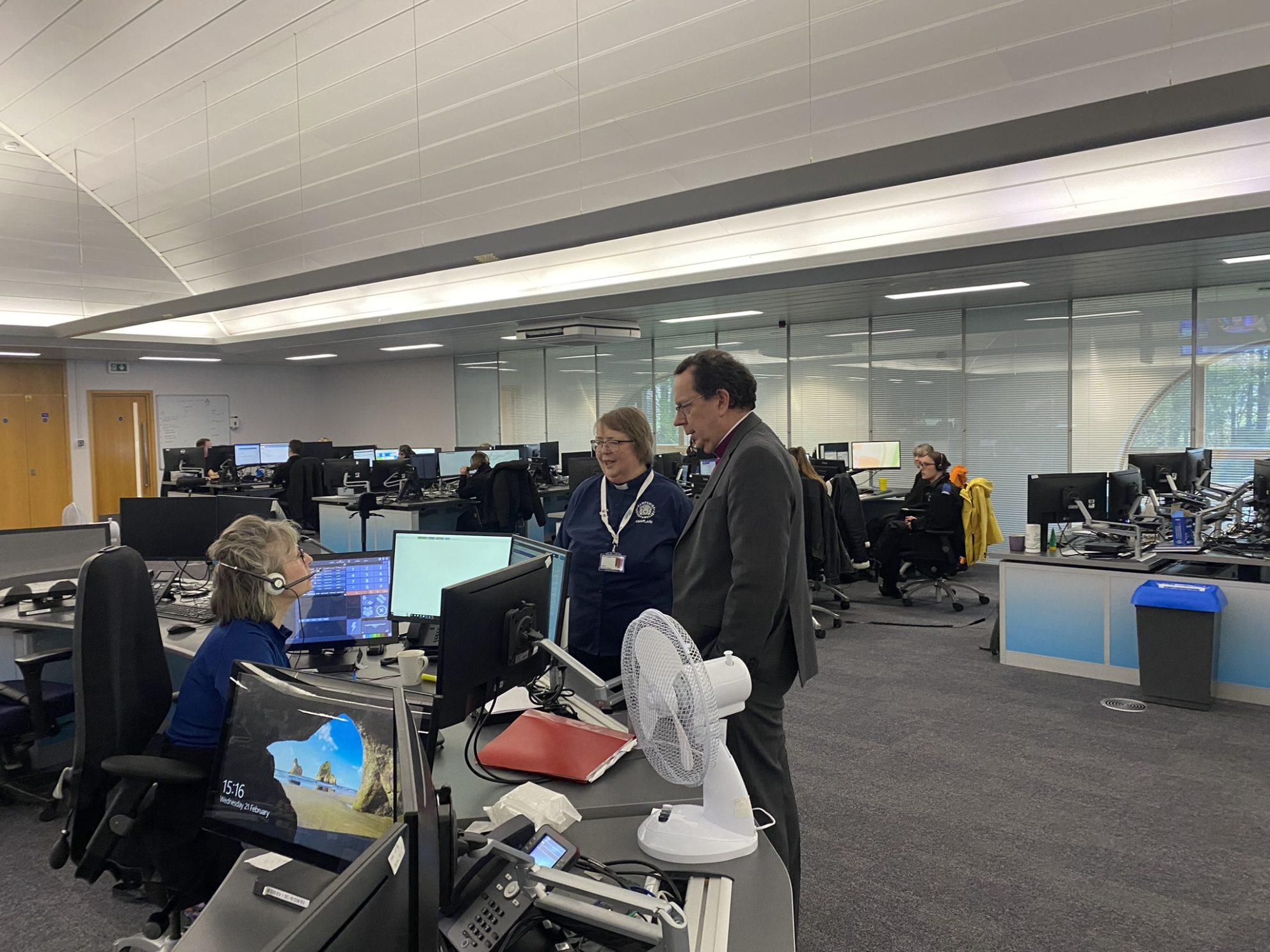 Bishop Philip Visits Hampshire & Isle of Wight Police Chaplaincy ...